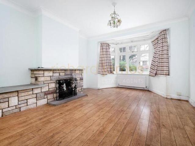 For Sale 3 Bedroom House Mill Hill Greater London DS100614746