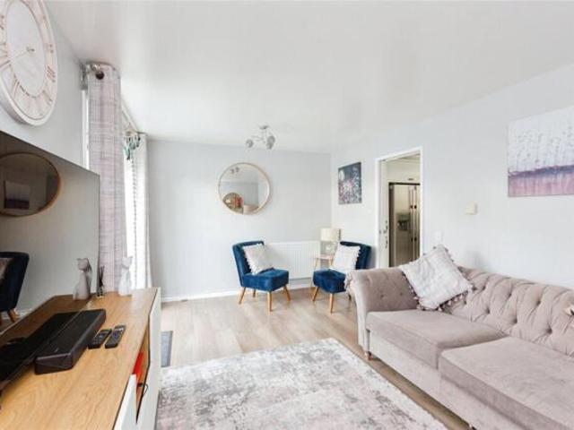 For Sale 3 Bedroom House Milton Keynes Milton Keynes DS101892185