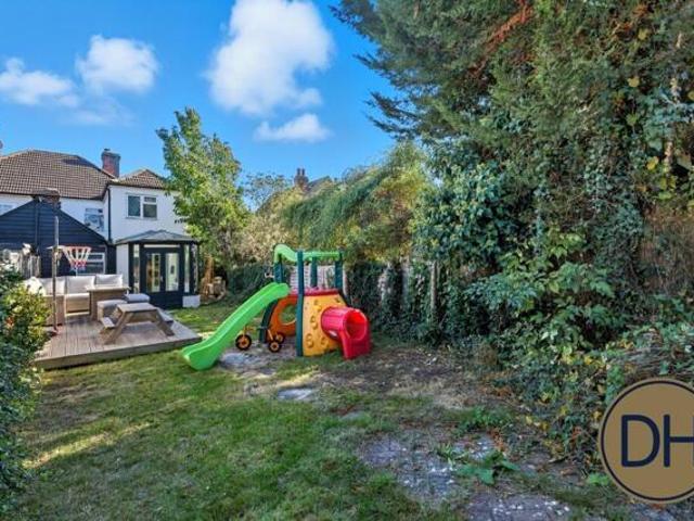 For Sale 3 Bedroom House North Weald Bassett North Weald Bassett DLS99290392