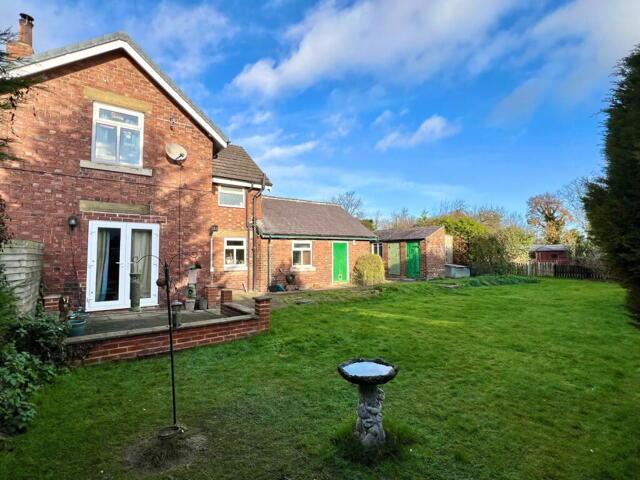 For Sale 3 Bedroom House North Yorkshire Leeds DLS99736014