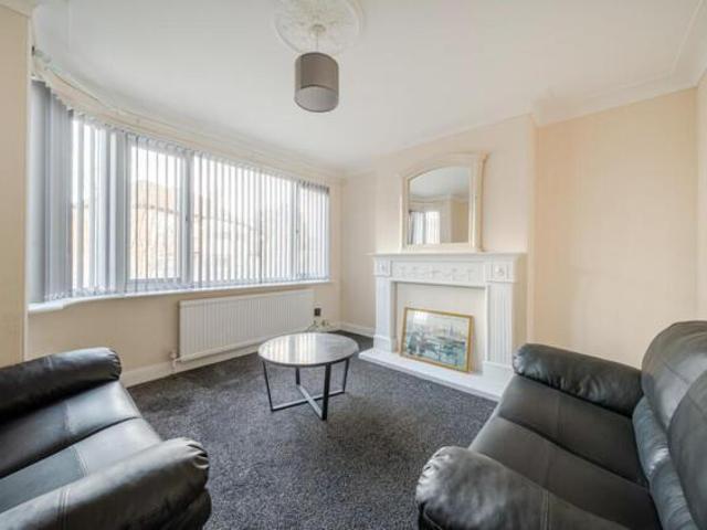For Sale 3 Bedroom House North Yorkshire Leeds DS101025974