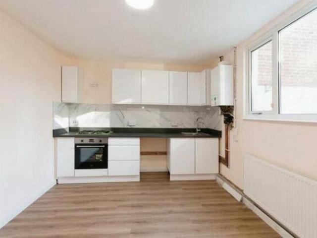 For Sale 3 Bedroom House Northampton Northamptonshire DLS98386633