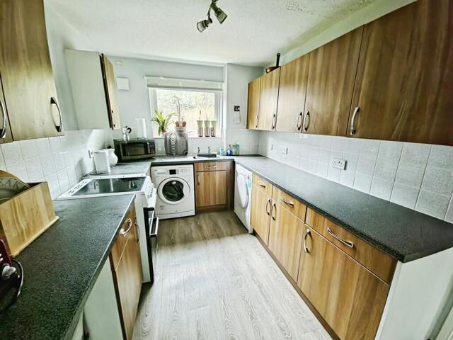For Sale 3 Bedroom House Northampton Northamptonshire DLS100503299