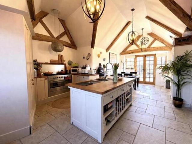 For Sale 3 Bedroom House Northampton Northamptonshire DLS101168602