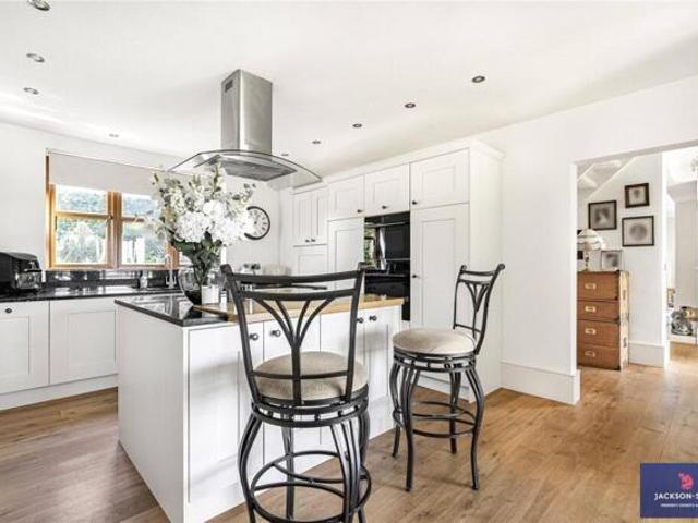 For Sale 3 Bedroom House Northampton Northamptonshire DS98204814