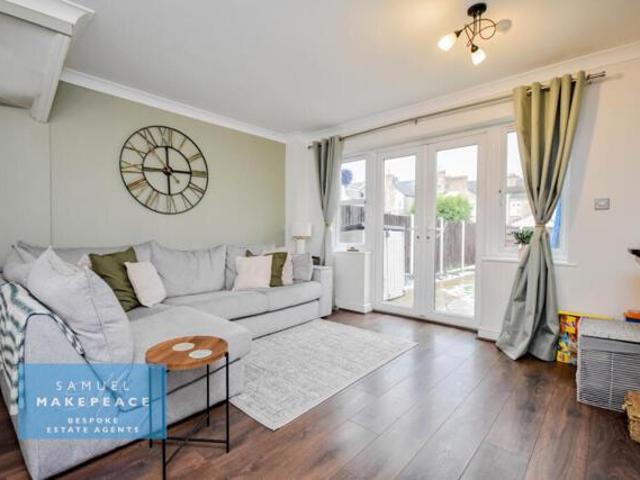 For Sale 3 Bedroom House Newcastle Under Lyme Staffordshire DLS98404565