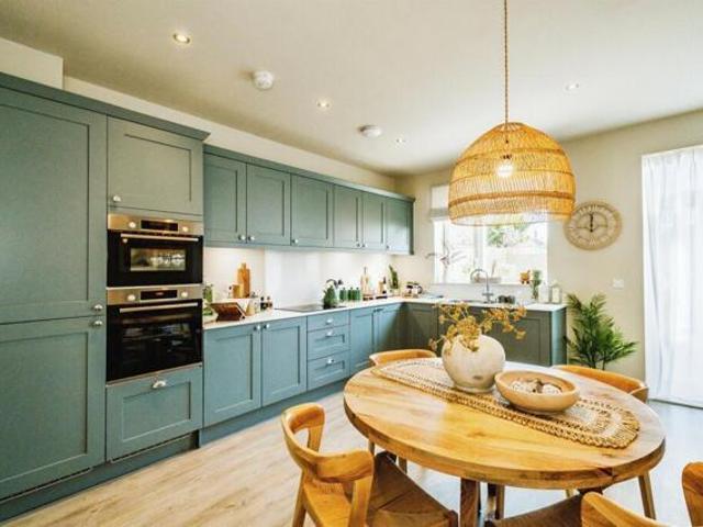 For Sale 3 Bedroom House Southwick Hampshire DLS98766152