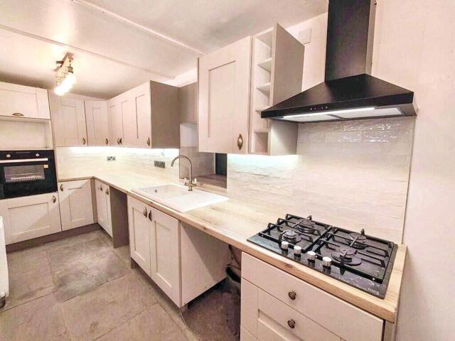 For Sale 3 Bedroom House Sowerby Bridge Calderdale DS99641812