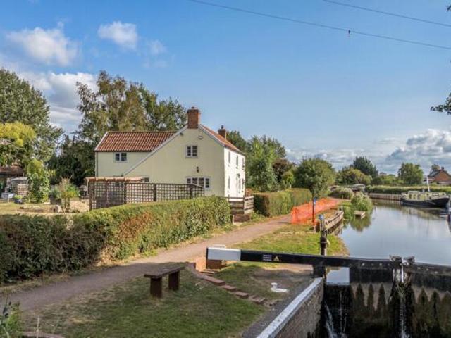 For Sale 3 Bedroom House Somerset Somerset DLS98765827