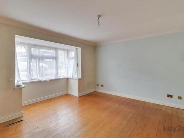 For Sale 3 Bedroom House Sheffield Sheffield DLS101119359