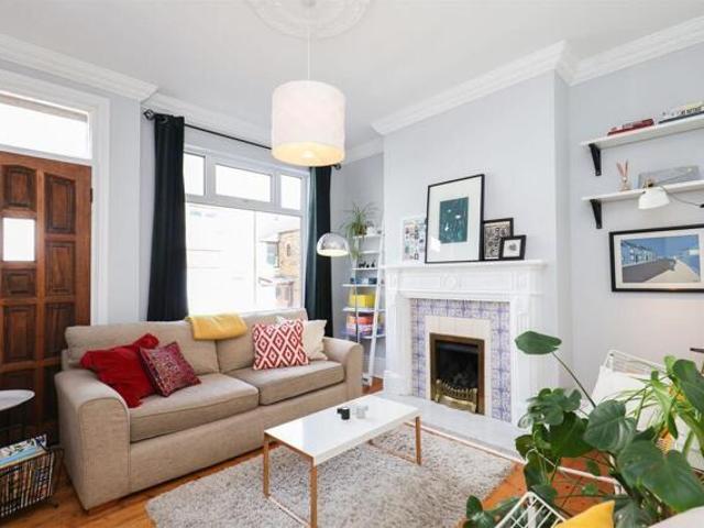 For Sale 3 Bedroom House Sheffield Sheffield DLS101168581