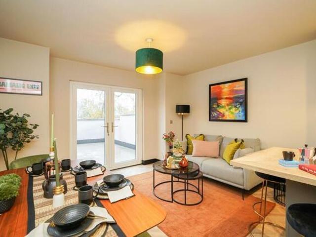 For Sale 3 Bedroom House Sheffield Sheffield DS99161944
