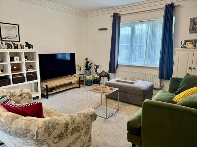 For Sale 3 Bedroom House Shipton Shipton DLS99688154