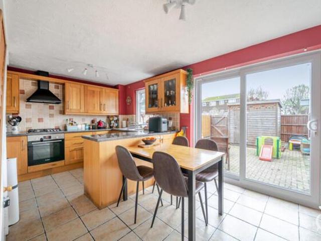 For Sale 3 Bedroom House Sittingbourne Kent DS100733780