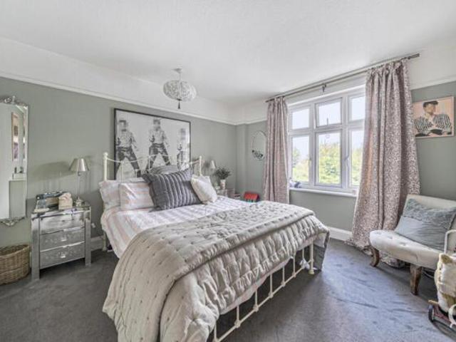 For Sale 3 Bedroom House Sittingbourne Kent DS101675595
