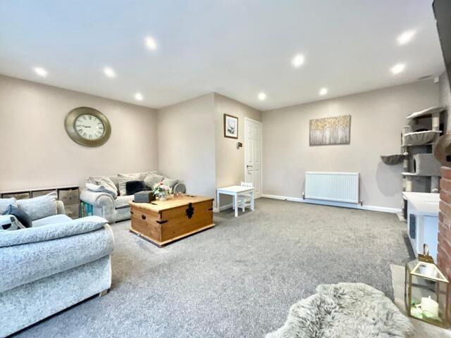 For Sale 3 Bedroom House Stafford Staffordshire DLS101168576