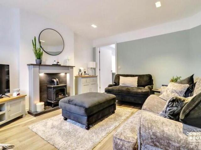 For Sale 3 Bedroom House Staffordshire Staffordshire DLS101677333