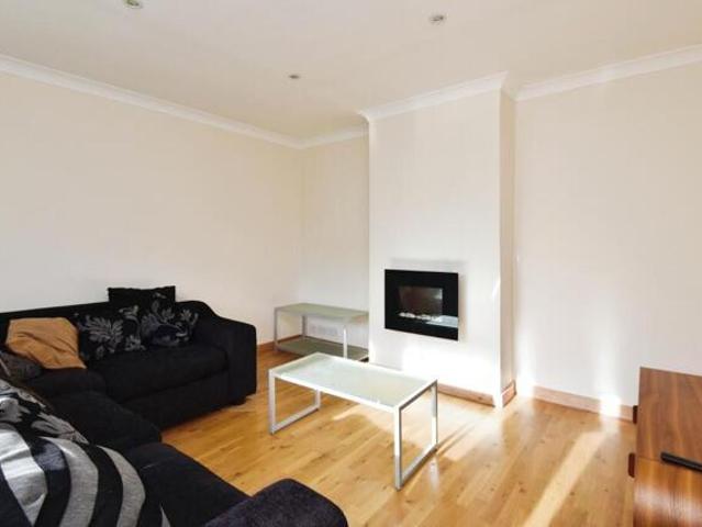 For Sale 3 Bedroom House Staffordshire Staffordshire DS100023849