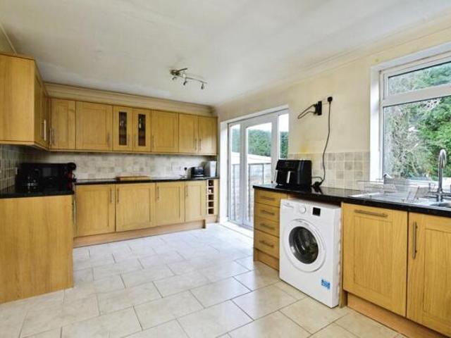For Sale 3 Bedroom House Staffordshire Staffordshire DS100224248