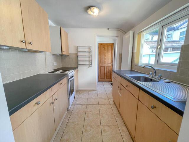 For Sale 3 Bedroom House Staffordshire Staffordshire DS98718489