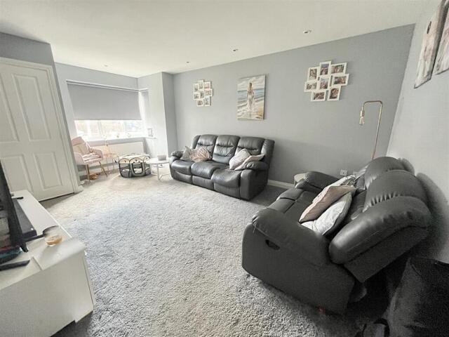 For Sale 3 Bedroom House Stanley Derbyshire DS100132433