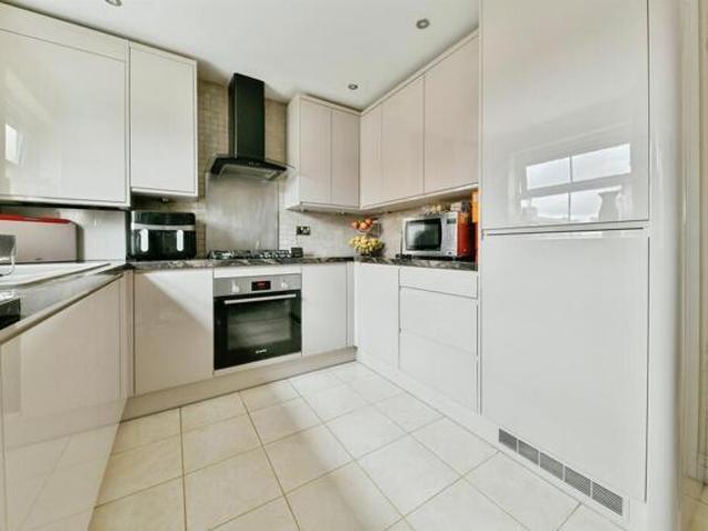 For Sale 3 Bedroom House Stevenage Hertfordshire DLS100540622