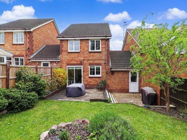 For Sale 3 Bedroom House Stevenage Hertfordshire DLS101931645