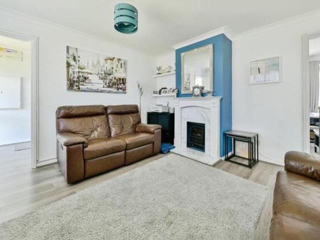 For Sale 3 Bedroom House Stevenage Hertfordshire DLS99277836