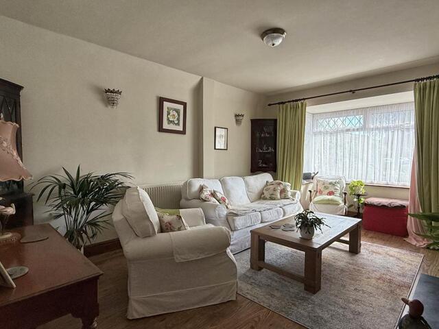 For Sale 3 Bedroom House Steyning West Sussex DS100987952