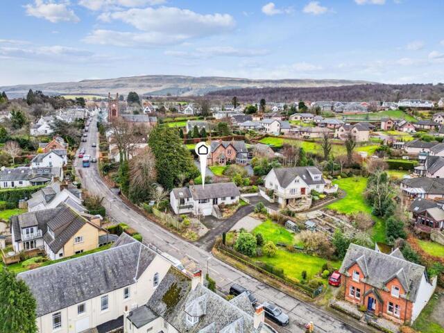 For Sale 3 Bedroom House Stirling Stirling DS99895352