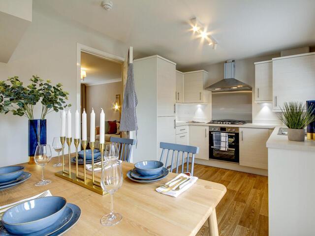 For Sale 3 Bedroom House Stirling Stirling DS100132527