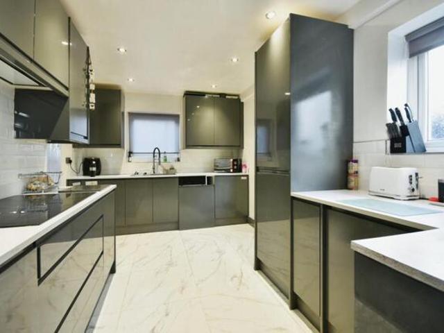 For Sale 3 Bedroom House Stockport Cheshire East DS101677677