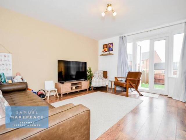 For Sale 3 Bedroom House Stoke On Trent Staffordshire DLS98969043