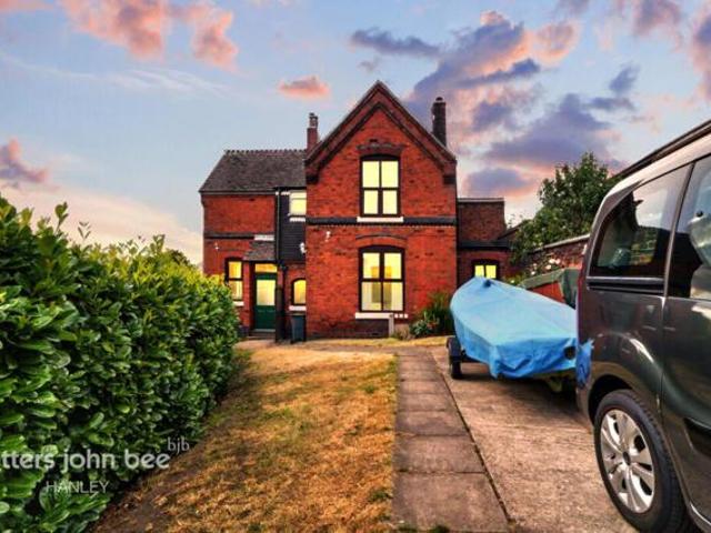 For Sale 3 Bedroom House Stoke On Trent Staffordshire DLS101678178