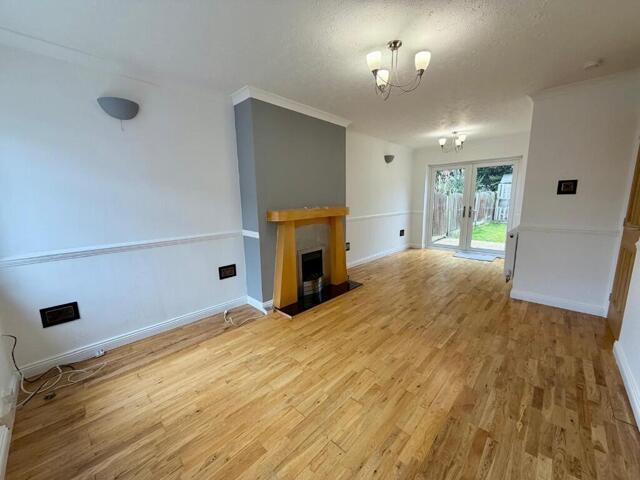 For Sale 3 Bedroom House Stoke On Trent Stoke on Trent DS101677212