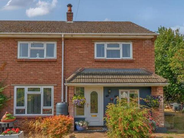 For Sale 3 Bedroom House Stone Gloucestershire DLS98834574