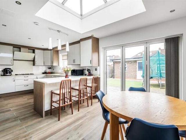 For Sale 3 Bedroom House Sutton Greater London DS101777798