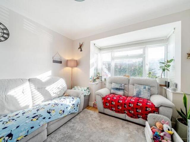 For Sale 3 Bedroom House Sunbury Surrey DLS99895511