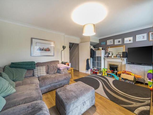 For Sale 3 Bedroom House Sunbury Surrey DS99344843