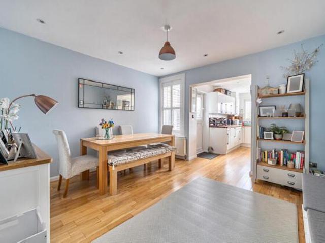 For Sale 3 Bedroom House Surrey Surrey DLS99641991