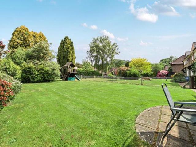 For Sale 3 Bedroom House Surrey Surrey DLS100540984