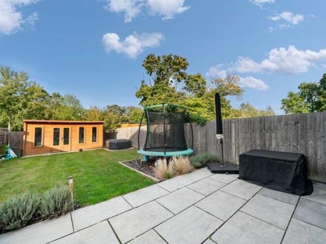 For Sale 3 Bedroom House Surrey Surrey DLS101955283