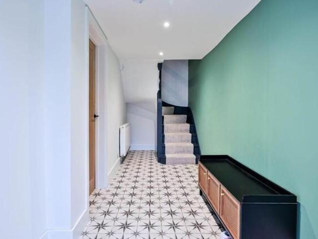 For Sale 3 Bedroom House Surrey Surrey DLS101231707