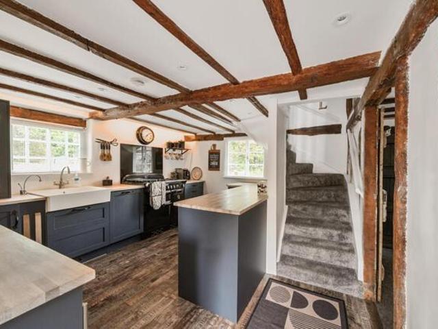 For Sale 3 Bedroom House Surrey Surrey DS101168349