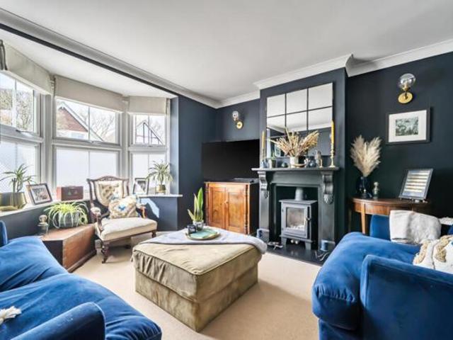 For Sale 3 Bedroom House Surrey Surrey DS101797088