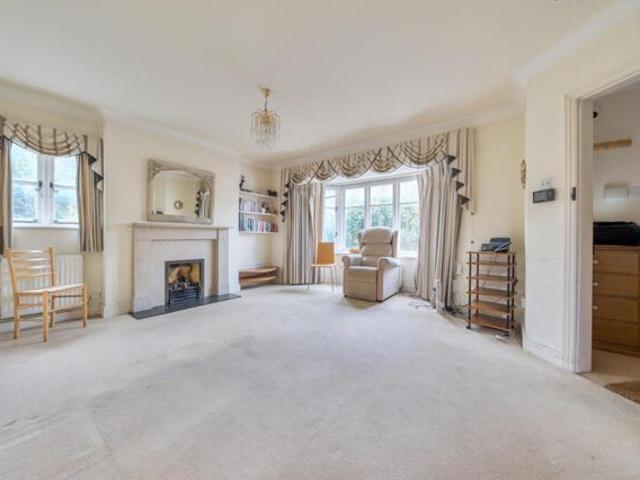 For Sale 3 Bedroom House Surrey Surrey DS98834391
