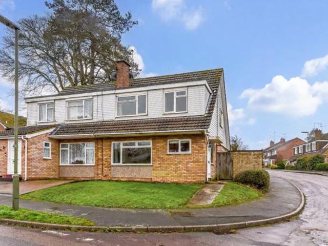 For Sale 3 Bedroom House Surrey Surrey DS99926404