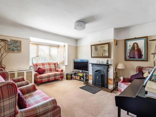 For Sale 3 Bedroom House Surrey Surrey DS99986381