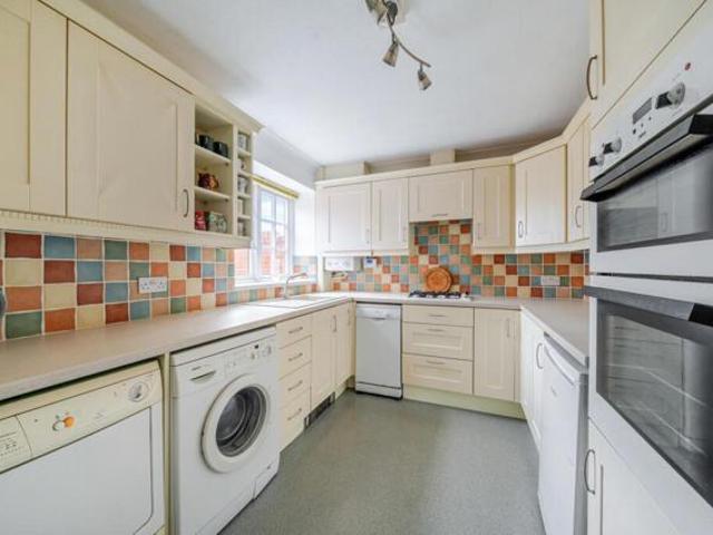 For Sale 3 Bedroom House Surrey West Sussex DS101675724