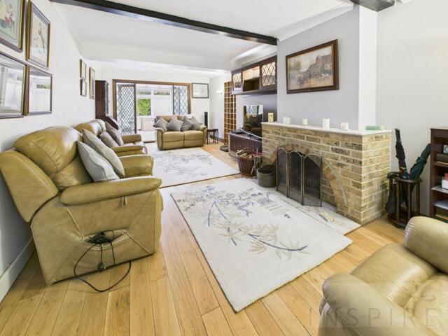 For Sale 3 Bedroom House Surrey West Sussex DS98801095